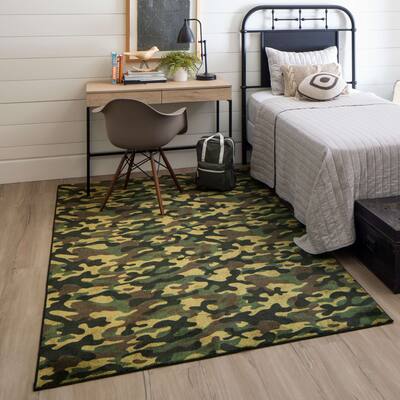 Mohawk Home Green Camouflage Area Rug - Overstock - 27879165