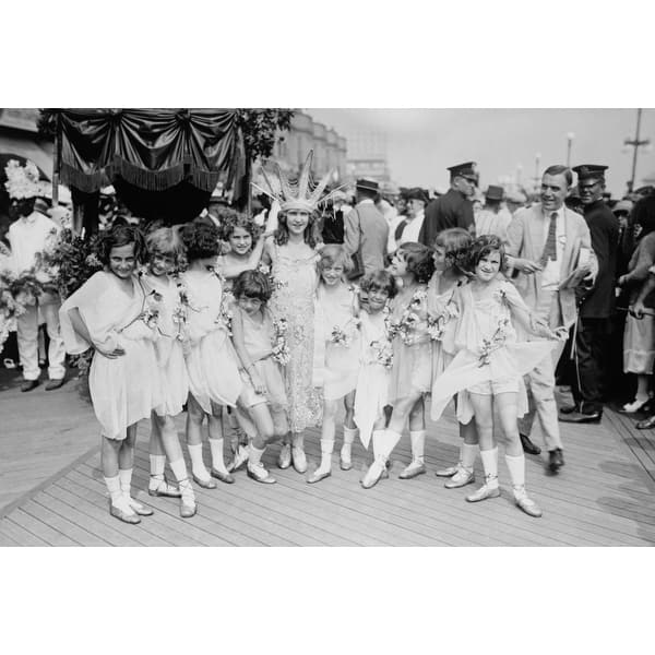 Margaret Gorman History - Bed Bath & Beyond - 24348057