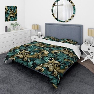 Designart "Gold And Green Luxury Damask Pattern" Green Damask Bed Cover ...