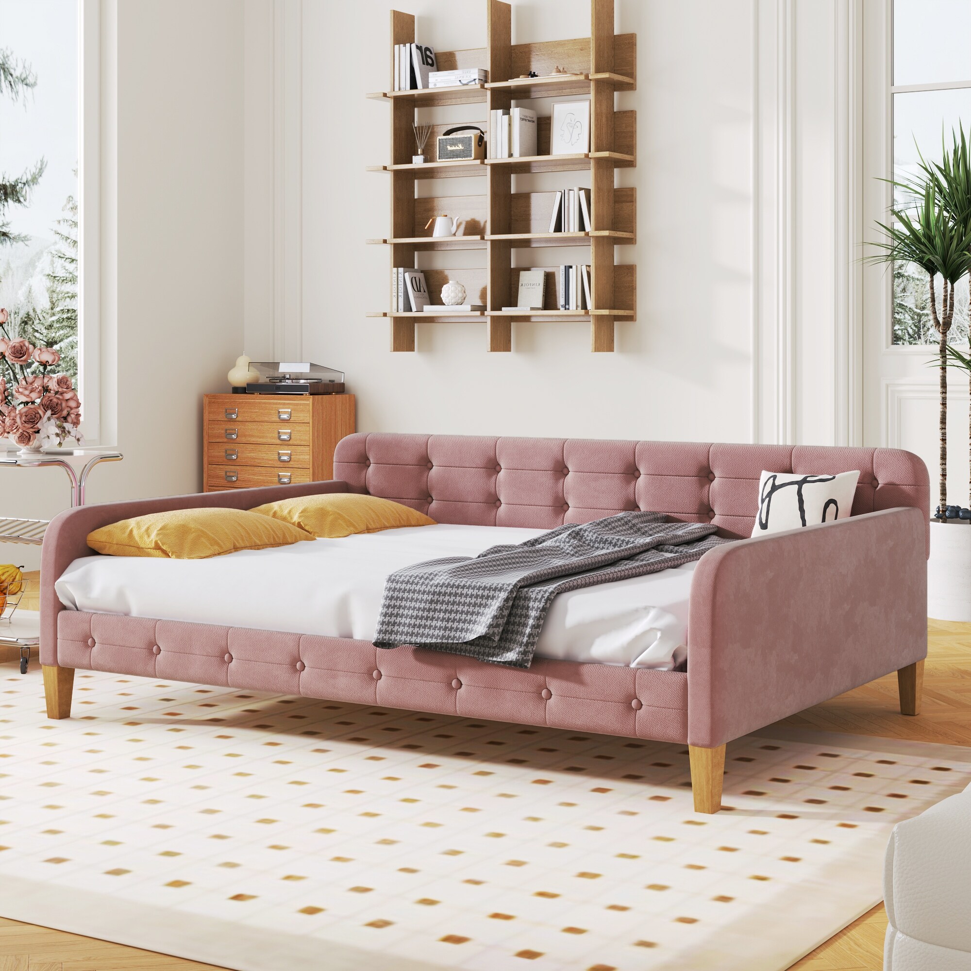 Low daybed frame store
