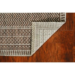 8' x 11' Mocha Geometric Patterns Indoor Area Rug - 9'3" x 12'3" - Bed ...