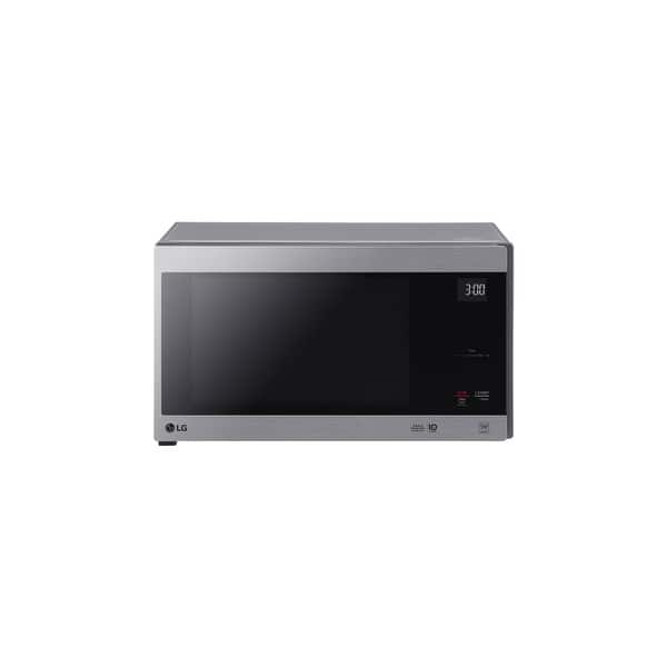 LG LG 1.5 cu. ft. NeoChef Countertop Microwave with Smart inchverter ...