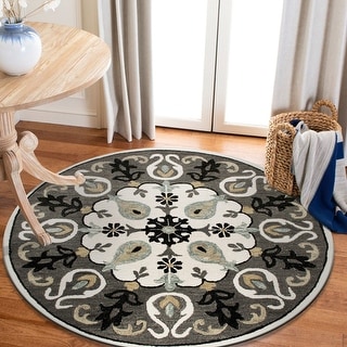 Sevita Ornate Gray and White Medallion Round Rug - Bed Bath & Beyond ...