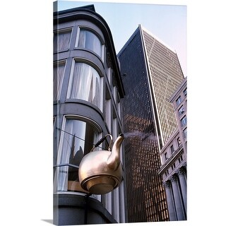 Giant kettle hanging from building, Scollay Square Tea Kettle ...