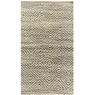 Gray and White Diamonds Area Rug - Bed Bath & Beyond - 34775207