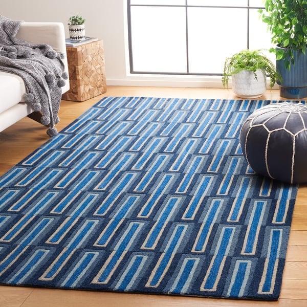 SAFAVIEH Handmade Genre Romanita Mid-Century Modern Wool Rug - Bed Bath ...