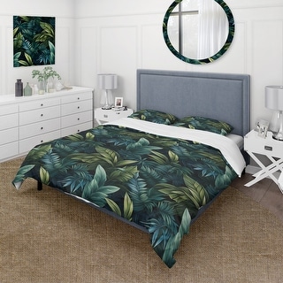 Designart "Moody Tropics Moody Patterns III" Floral Bedding Set With ...