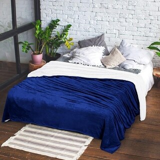 50" x 60" Throw Fleece Reversible Sherpa Blanket Navy - Bed Bath ...