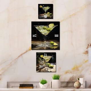 Designart "Dirty Martini Mirage Cocktail" Cocktails Set Of 3 - Extra ...
