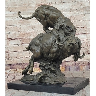 Fierce Lion Vs. Buffalo – Hot Cast Bronze Wildlife Sculpture By Milo ...