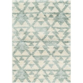 5' x 8' Ivory or Grey Geometric Triangle Indoor Area Rug - 3'6" - Bed ...