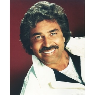 Portrait of Engelbert Humperdinck in White Suit Photo Print - Bed Bath ...