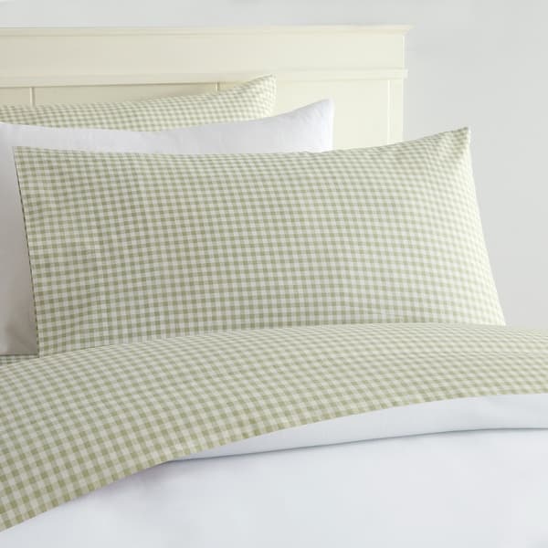 green patterned sheets