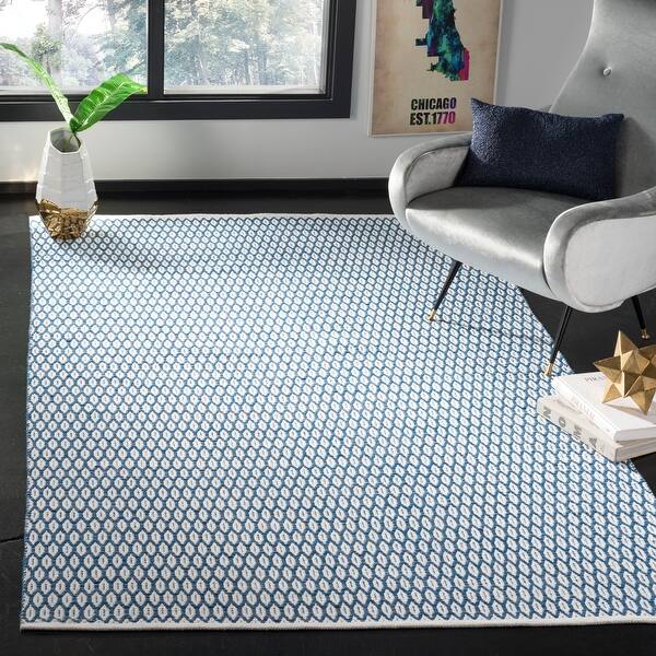 SAFAVIEH Handmade Flatweave Montauk Adrian Casual Cotton Rug - On Sale ...