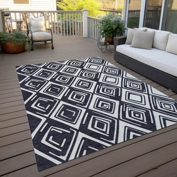 Machine Washable Indoor/ Outdoor Chantille Contemporary Diamonds Rug ...