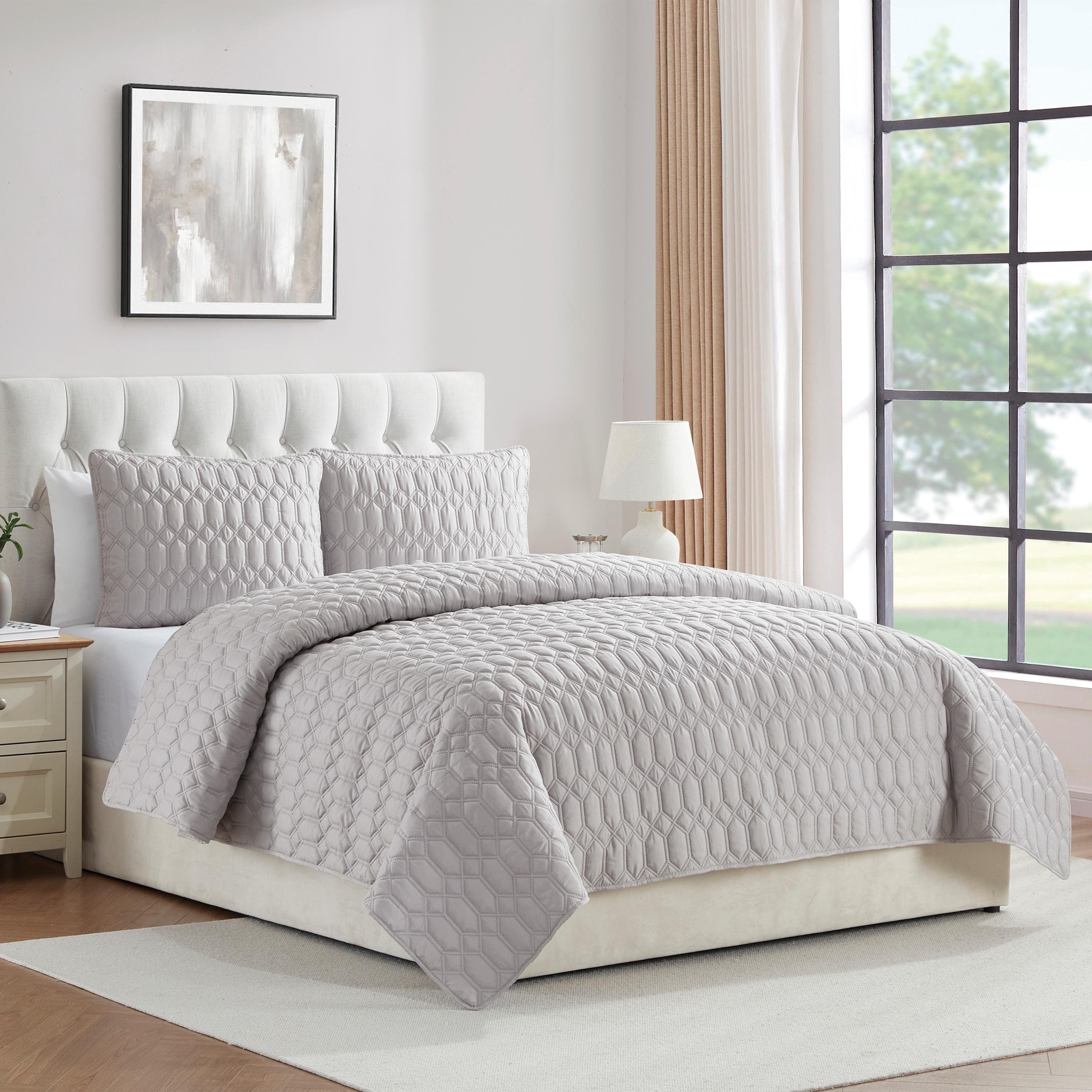 VCNY Home Multi Diamond 3-Piece Pinsonic Textured Quilt Set - On Sale ...