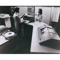 Mainframe Computer Sperry Univac 9080 Was Released In 1976 By The Sperry Rand Corporation To ...