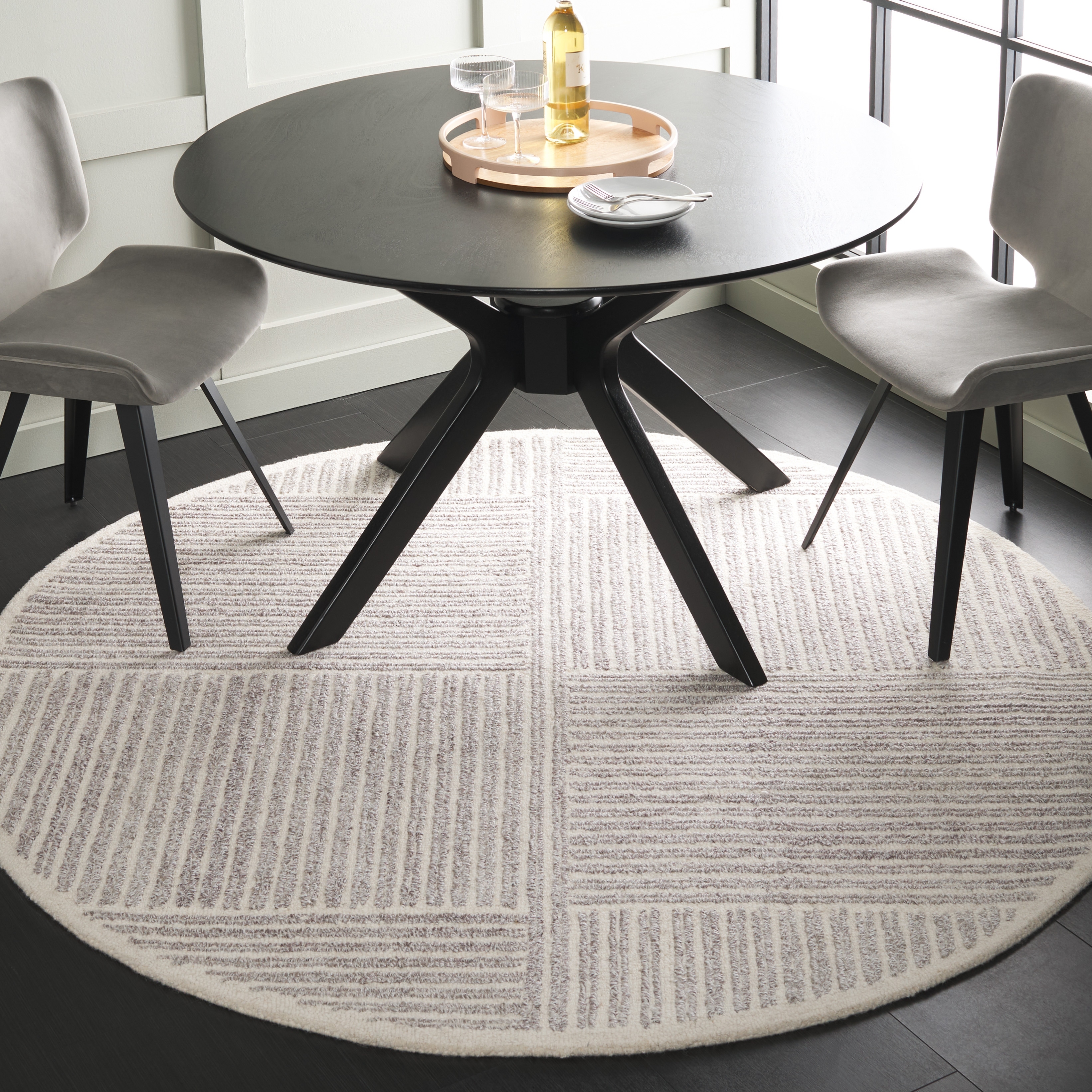 Aparicio dining set store