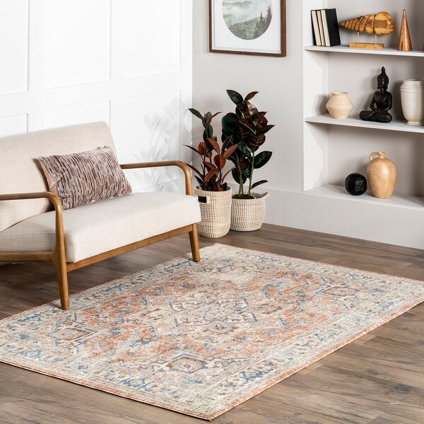 Brooklyn Rug Co Becca Traditional Tiled Area Rug - On Sale - Bed Bath ...