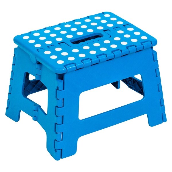 Step stools at bed bath & beyond store