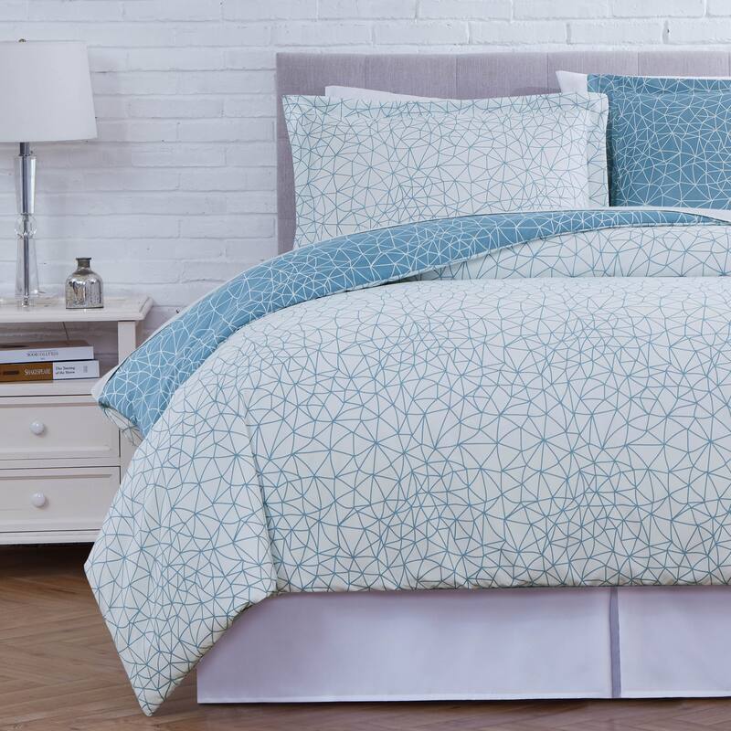 Geometric Maze Down Alternative Comforter and Sham Set - Overstock ...