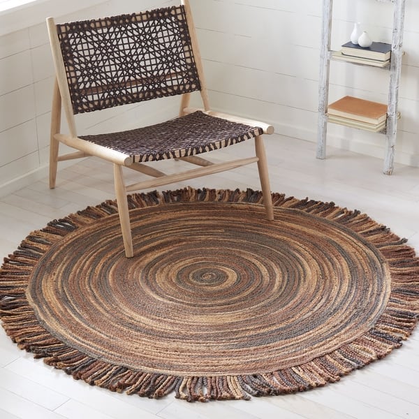SAFAVIEH Handmade Braided Aracelis Jute Fringe Round Rug - On Sale ...