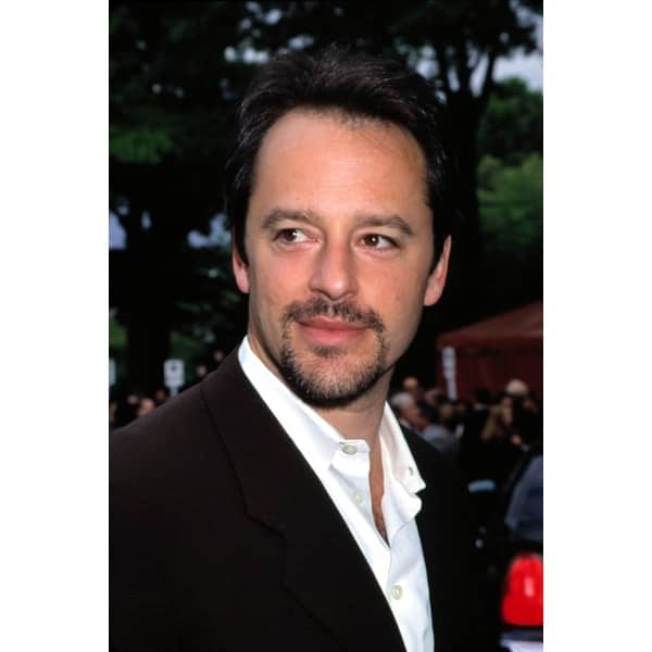 gil bellows