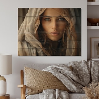 Designart "Islam Art The Veil" Islamic Print on Natural Pine Wood - Bed ...