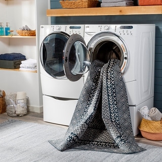Artistic Weavers Trina Bohemian Machine Washable Area Rug - On Sale ...