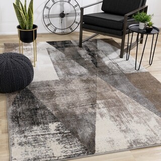 Brookfield Collection - Cream/Brown/Grey Distressed Triangles Rug - Bed ...