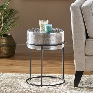 Roomfitters Modern Aluminium Accent Table with Hammered Silver Finish ...