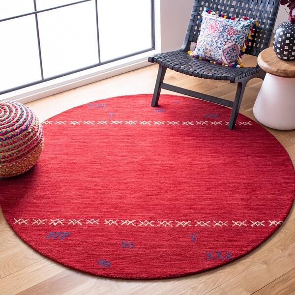 SAFAVIEH Handmade Himalaya Deandra Wool Rug - On Sale - Bed Bath ...