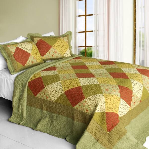Green Fields Cotton 3PC Vermicelli-Quilted Striped Printed Quilt Set ...