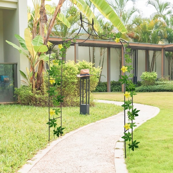 gothic style trellis