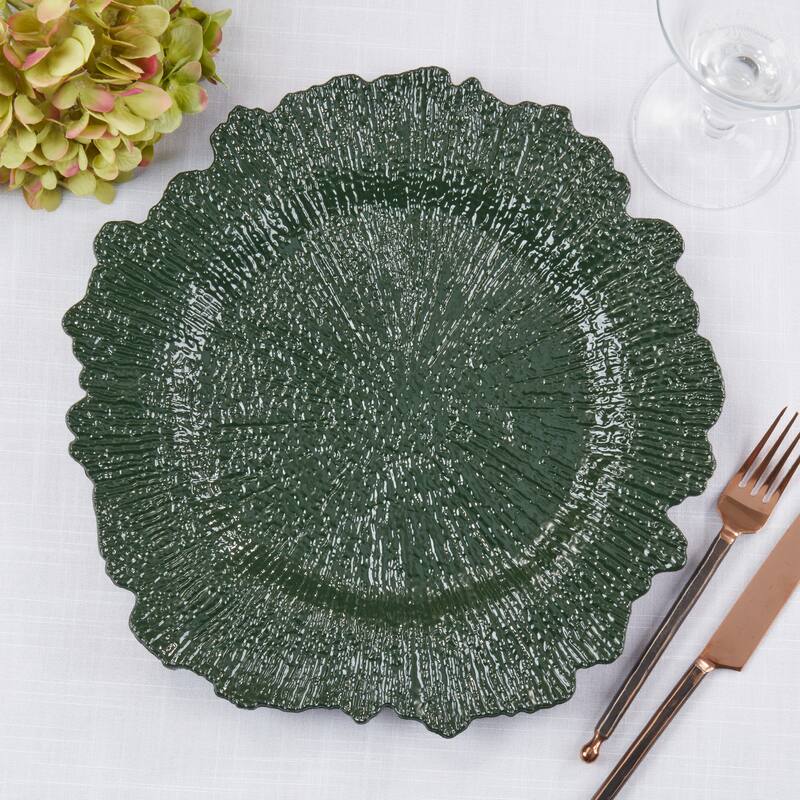 Scalloped Decorative Charger Plates (Set of 4) - Textured Round Table ...