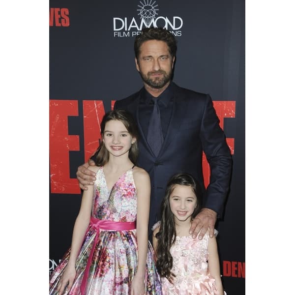 Elle Whifield Gerard Butler Madelyn Lazar At Arrivals For Den Of ...