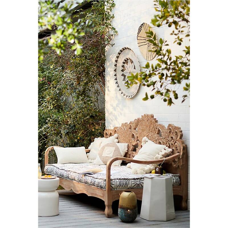 Hibashi Calla Hand Carved Mango Wood Daybed - Overstock - 35151678
