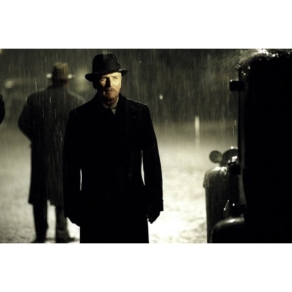 Paul Newman in the rain in Road To Perdition Photo Print - Bed Bath ...