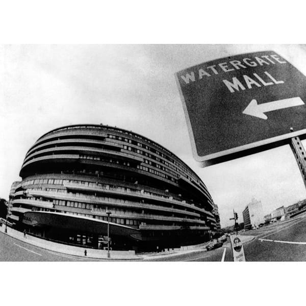 Watergate Complex History - Bed Bath & Beyond - 24386729