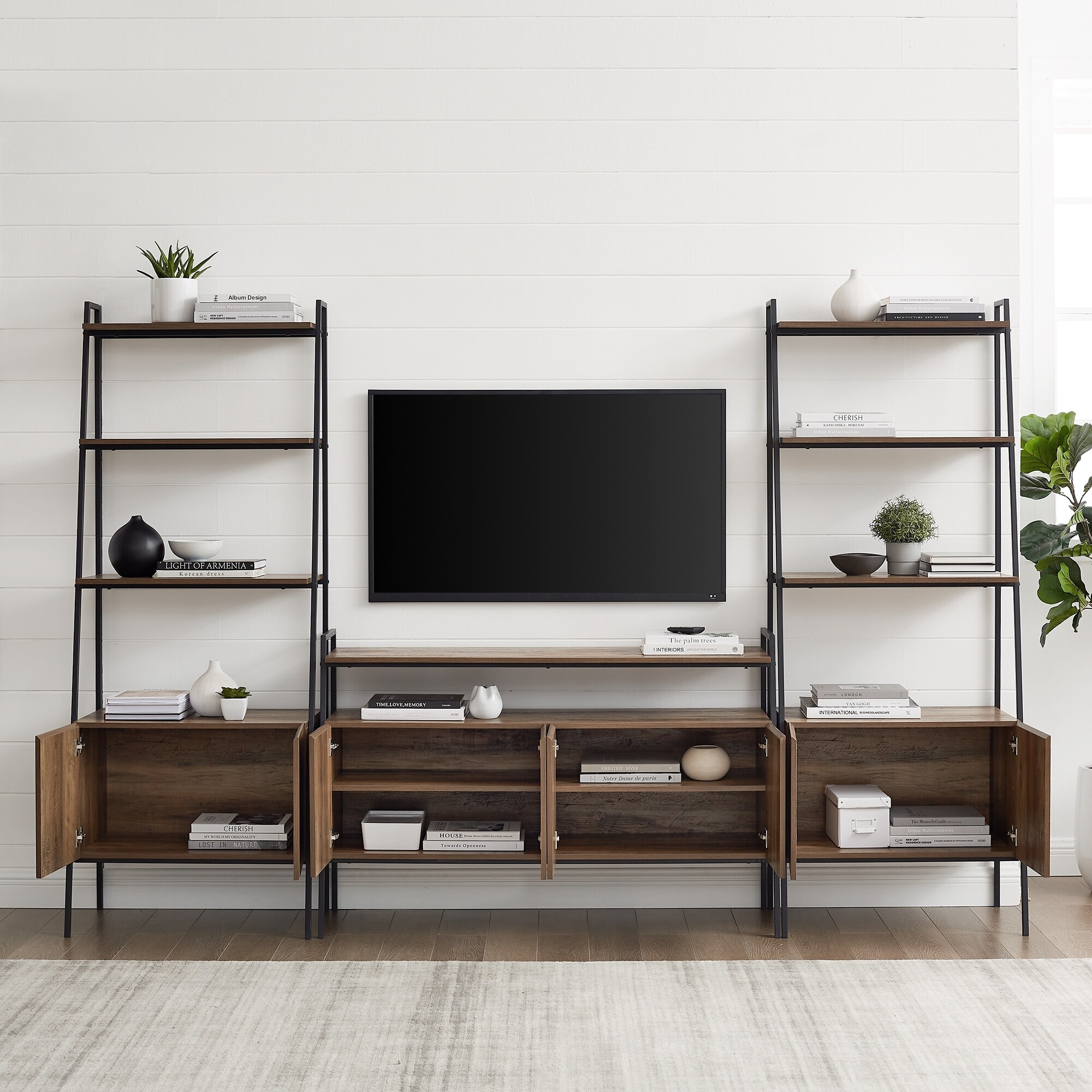 Carbon loft lahuri store