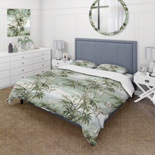 Designart "Bamboo Reflections Tropical Pattern IV" White Floral Bedding ...