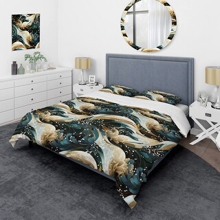 Designart "Blue And Golden Ethereal Essence" Blue modern bedding covert ...