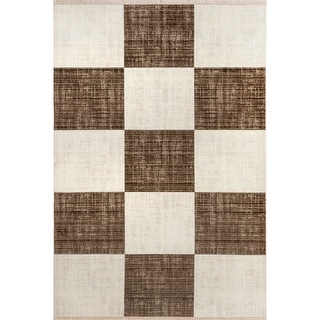 Aspen Checkerboard Fringed Area Rug - Bed Bath & Beyond - 40242241