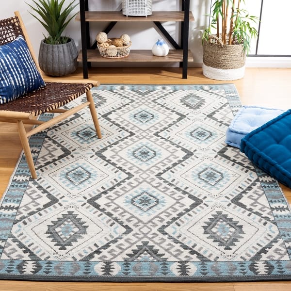 SAFAVIEH Handmade Kilim Aghavni Boho Tribal Wool Rug - On Sale - Bed ...