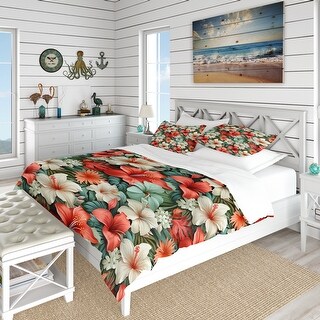 Designart "Paradise Mirage Tropical Pattern I" Floral Bedding Cover Set ...