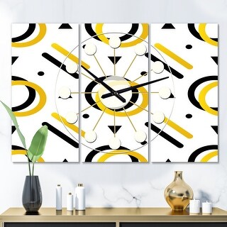Designart 'Trendy Black and Gold Triangular Pattern I' Oversized Mid ...