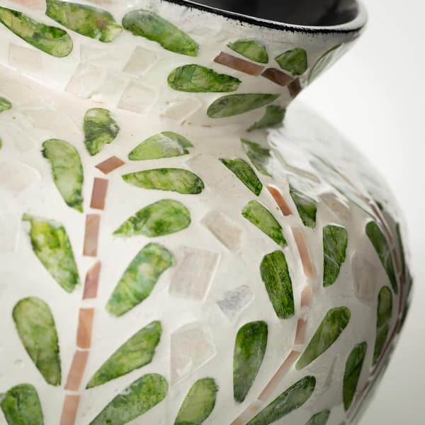 pattern vase