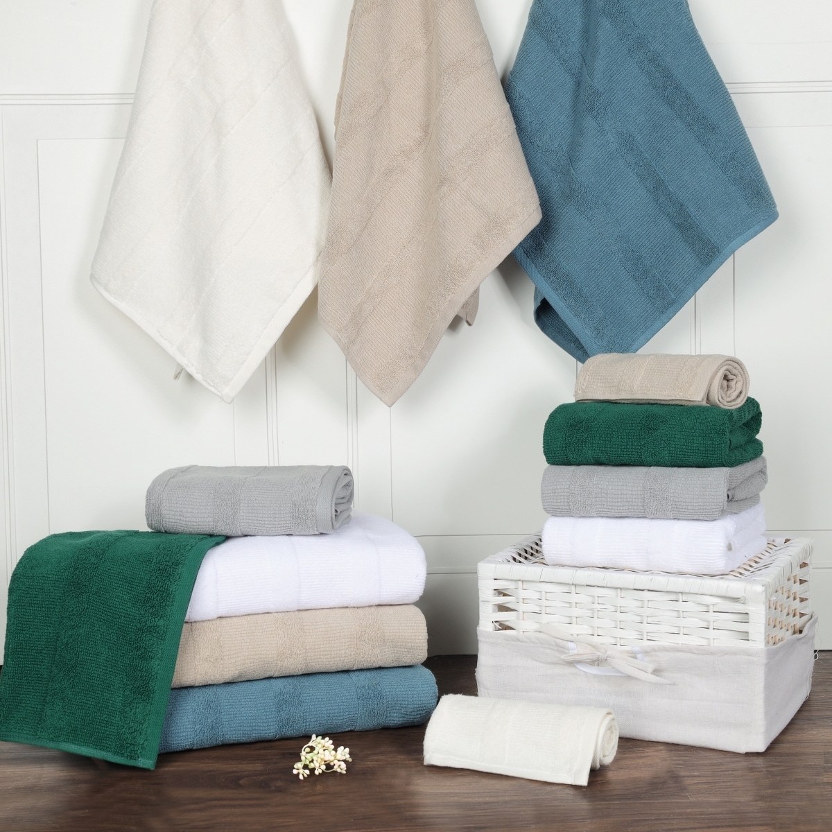 Hand Towels - Bed Bath & Beyond