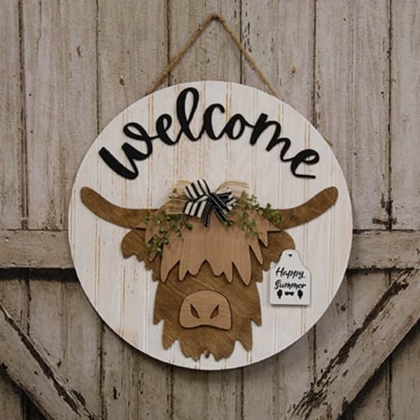 Welcome Highland Cow Sign with 12 Seasonal Ear Tags - 17.5 x 0.50 x 17. ...