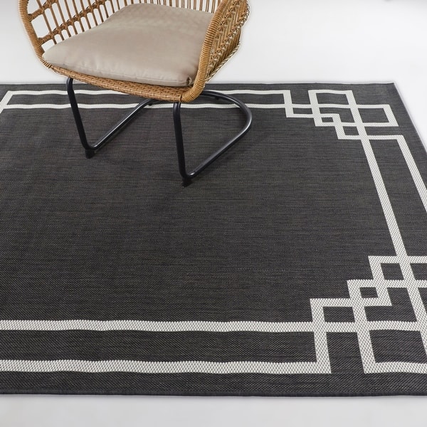Lyra Art Deco Border Indoor/Outdoor Area Rug - Bed Bath & Beyond - 34817412